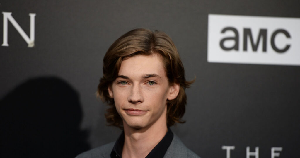 Jacob Lofland Teeth: The Story Behind His Perfect Smile